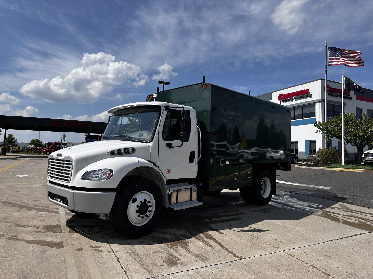 2024 FREIGHTLINER M2106 - Campbell Supply